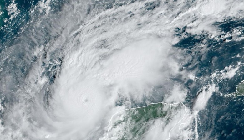 Latest Metcheck Weather Forecast for Crawley for Today and Tomorrow