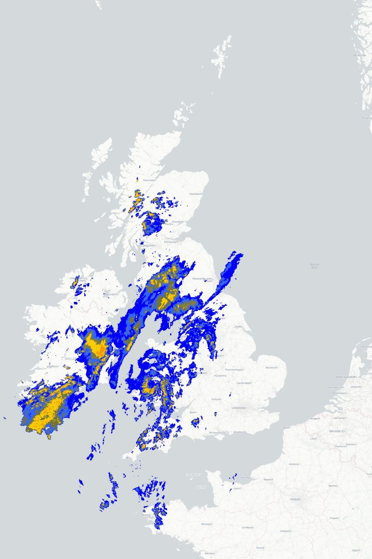 Metcheck.com - UK Latest Zoomable Radar - Updated every 15 Minutes.